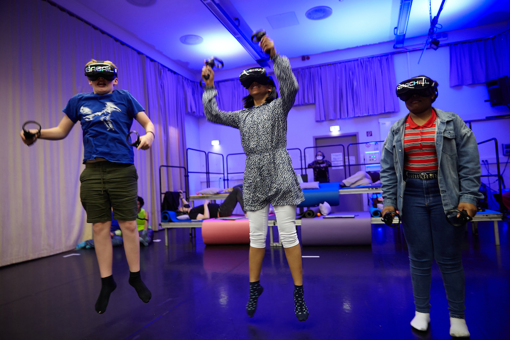 Dance Machines | Kindaling.de